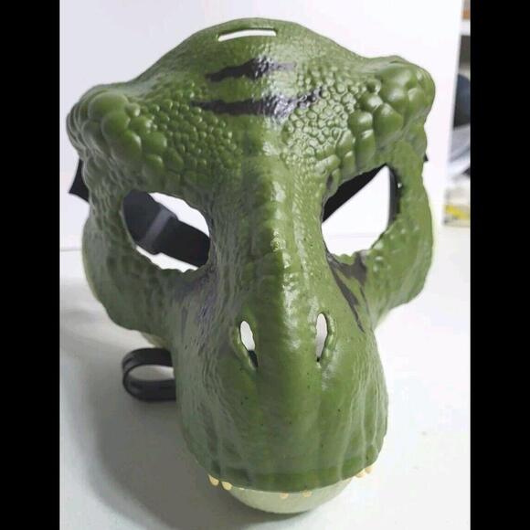 Mattel | Other | Jurassic World Dinosaur Interactive Moving Jaw Mask ...
